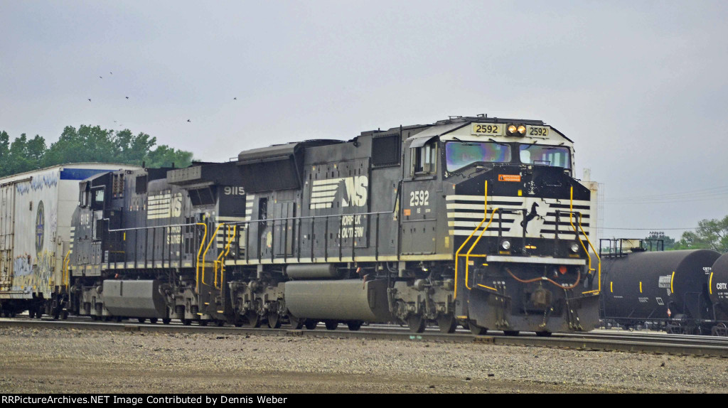 NS 2592, BNSF's Aurora Sub.